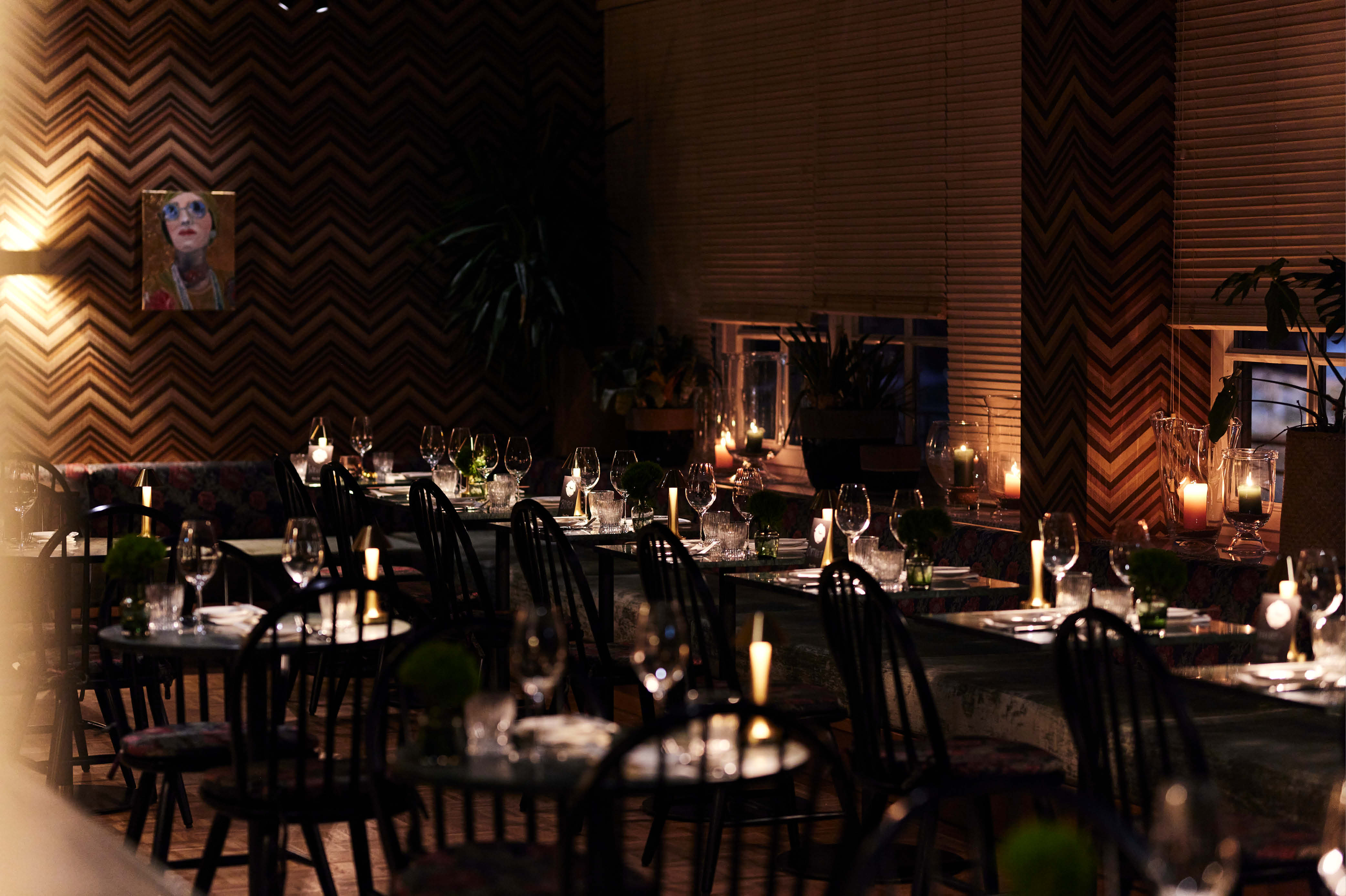 Boom Boom Bar & Restaurant