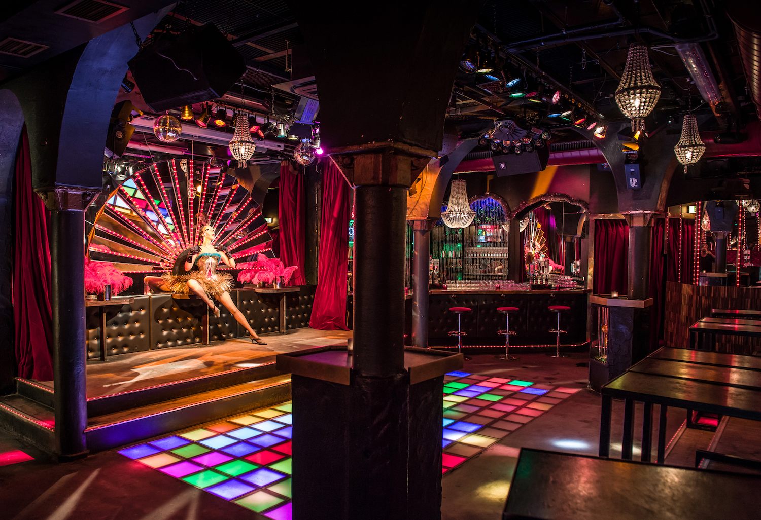 Top 8 Clubs in München für atemraubende Partynächte
